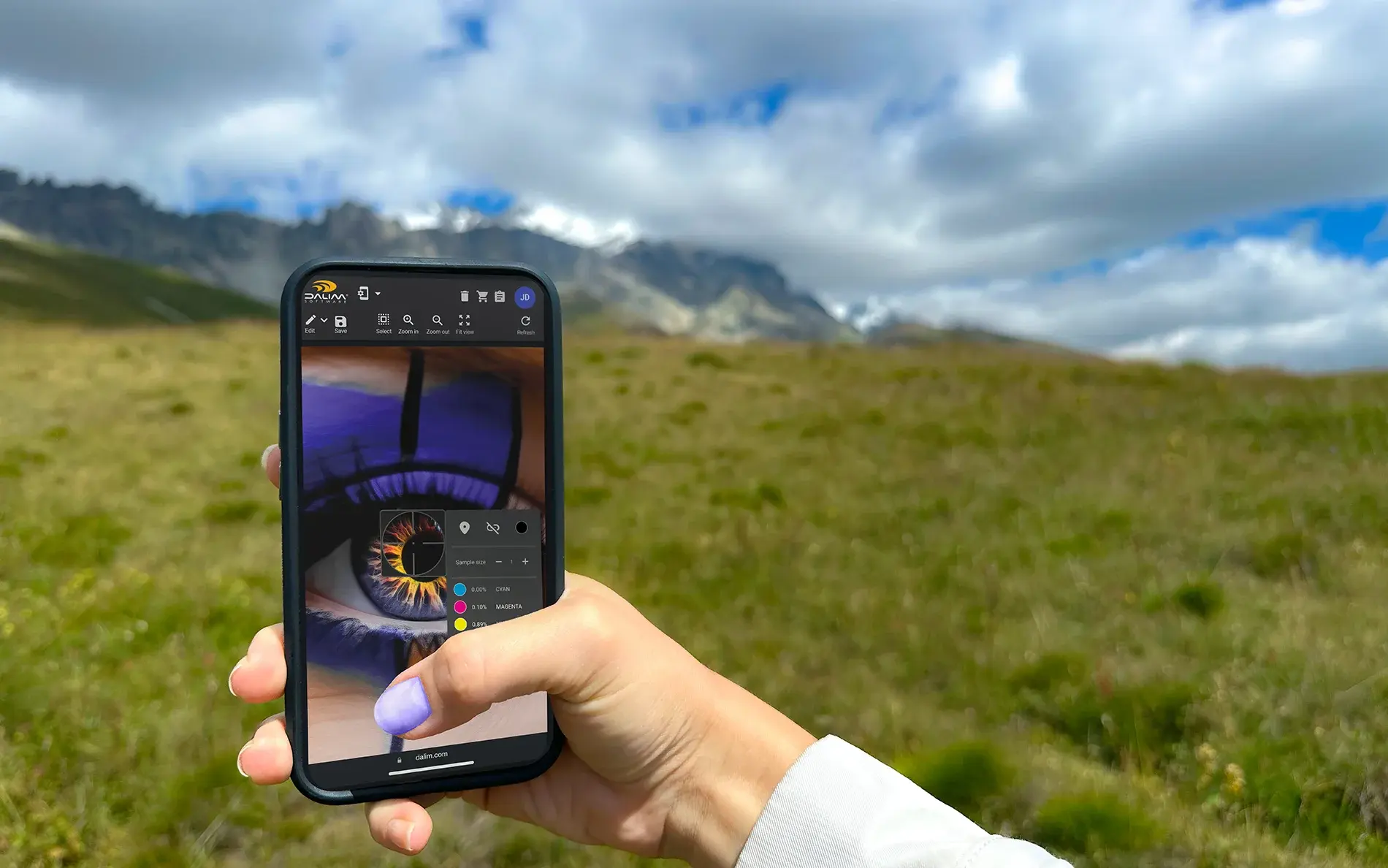 High-resolution from anywhere